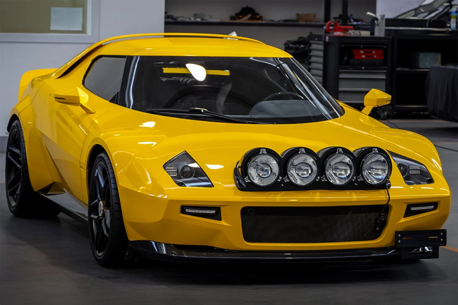 M.A.T. New Stratos